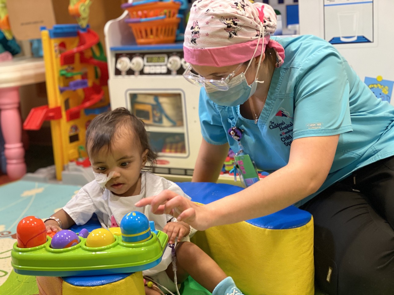 Child Life Program – Services | The Children's Hospital at Montefiore
